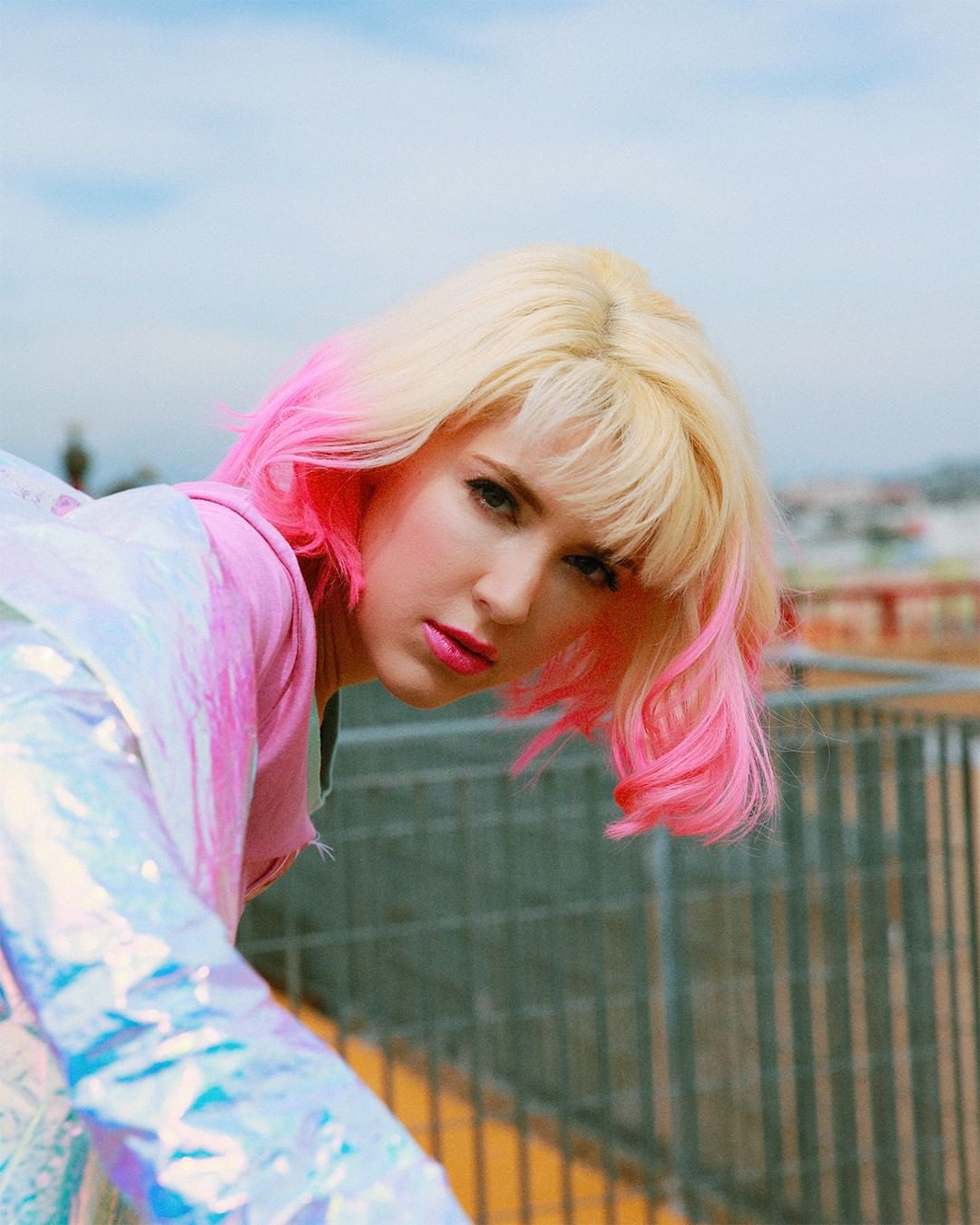 Introducing: Ava King - Drunk On Love - Lefuturewave