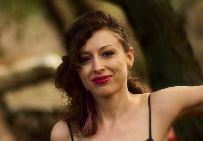 Introducing: Lauren Hoffman - Sunrise at the Apocalypse - Lefuturewave