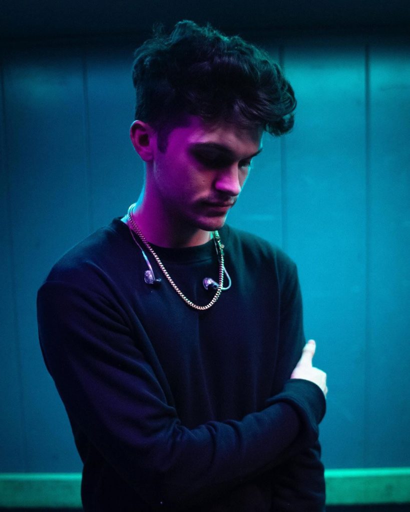 Introducing: Chris Bloom - Shaken Froth - Lefuturewave