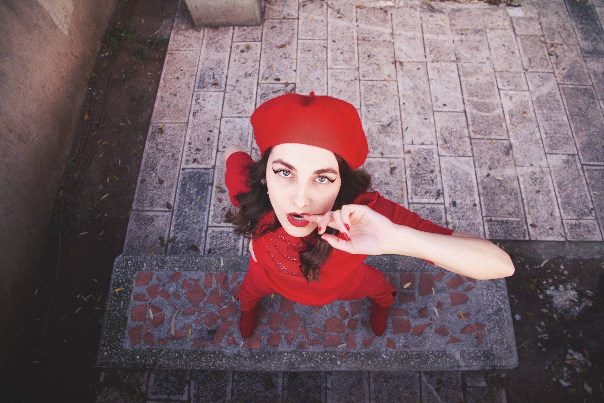 Introducing: Lara Snow - Wild Sea - Lefuturewave