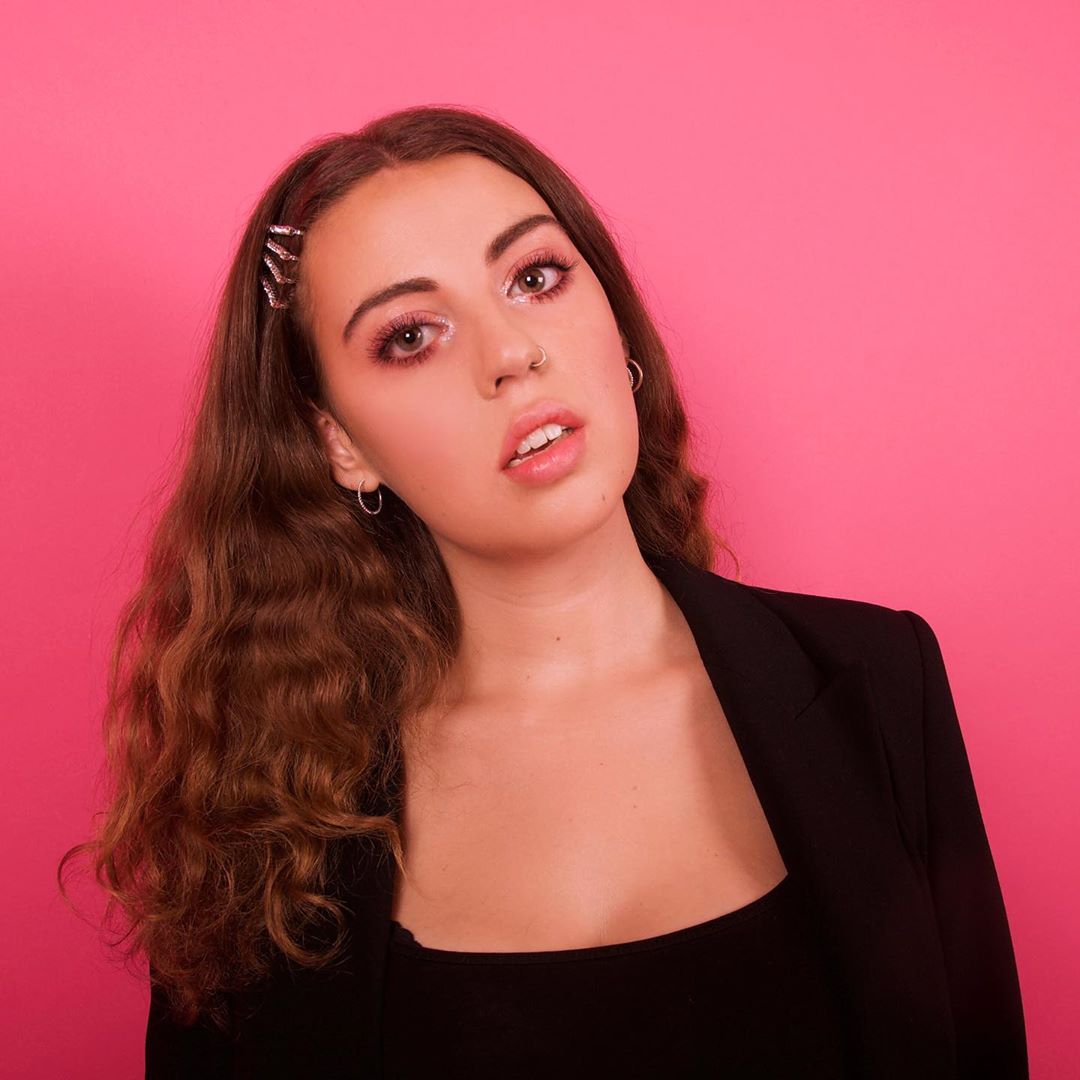 Introducing: Kitty Montague - Yellow Lines - Lefuturewave