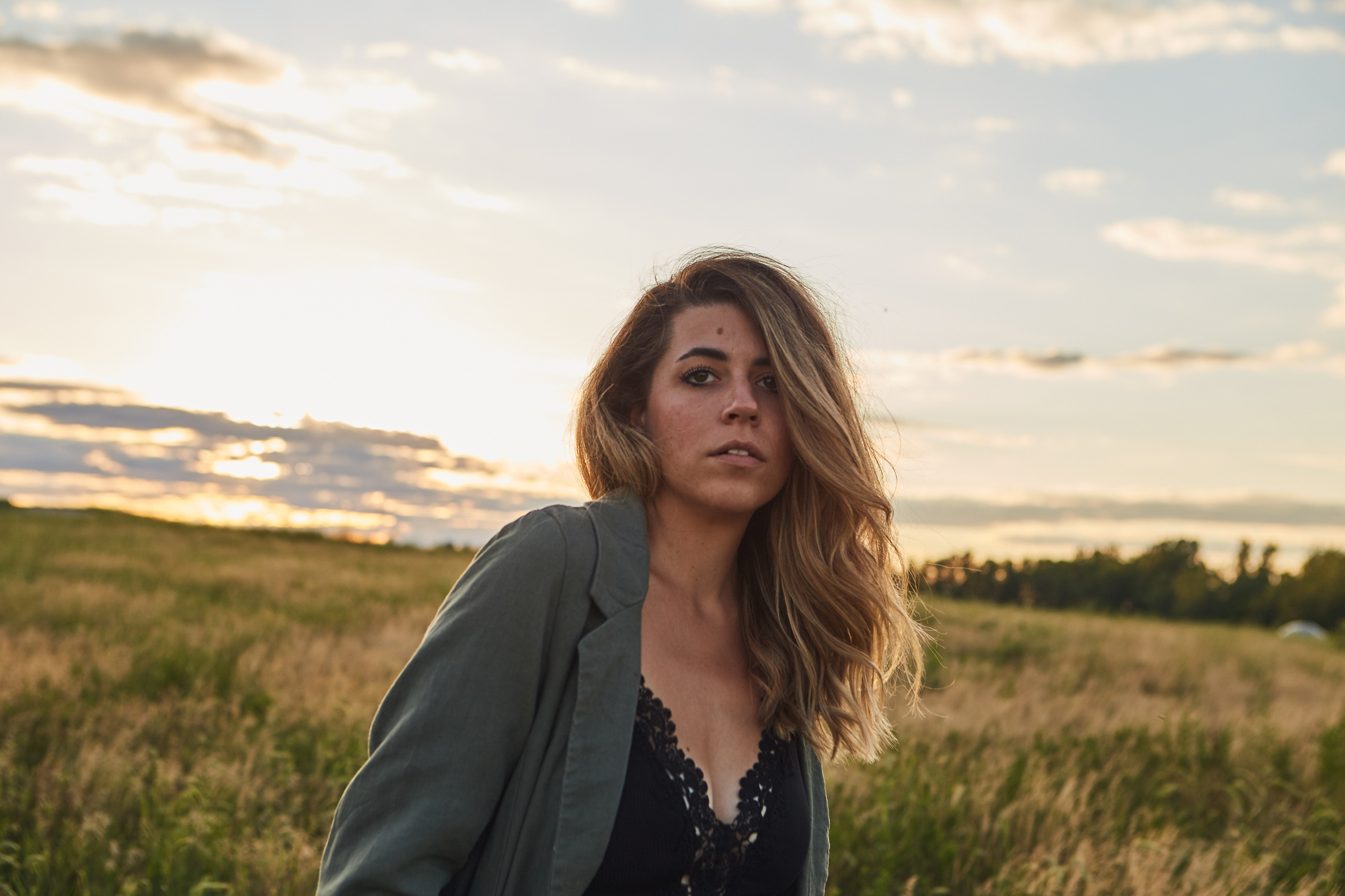 Introducing: Syelle - Plus là - Lefuturewave