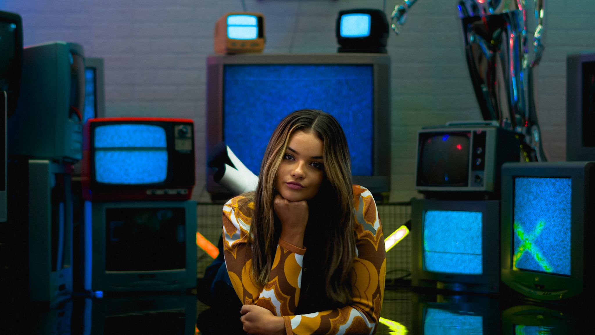 Introducing: Jess Ball - Upside Down - Lefuturewave