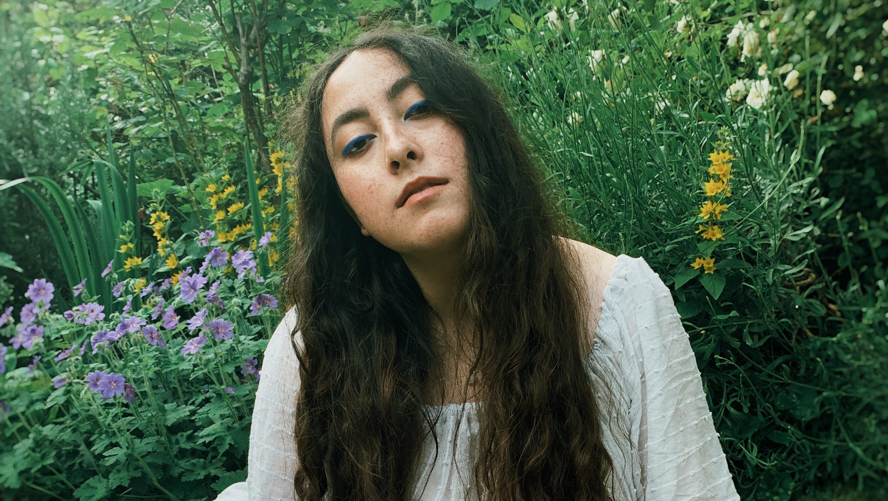 Introducing: Ella Tobin - The Ghost - Lefuturewave