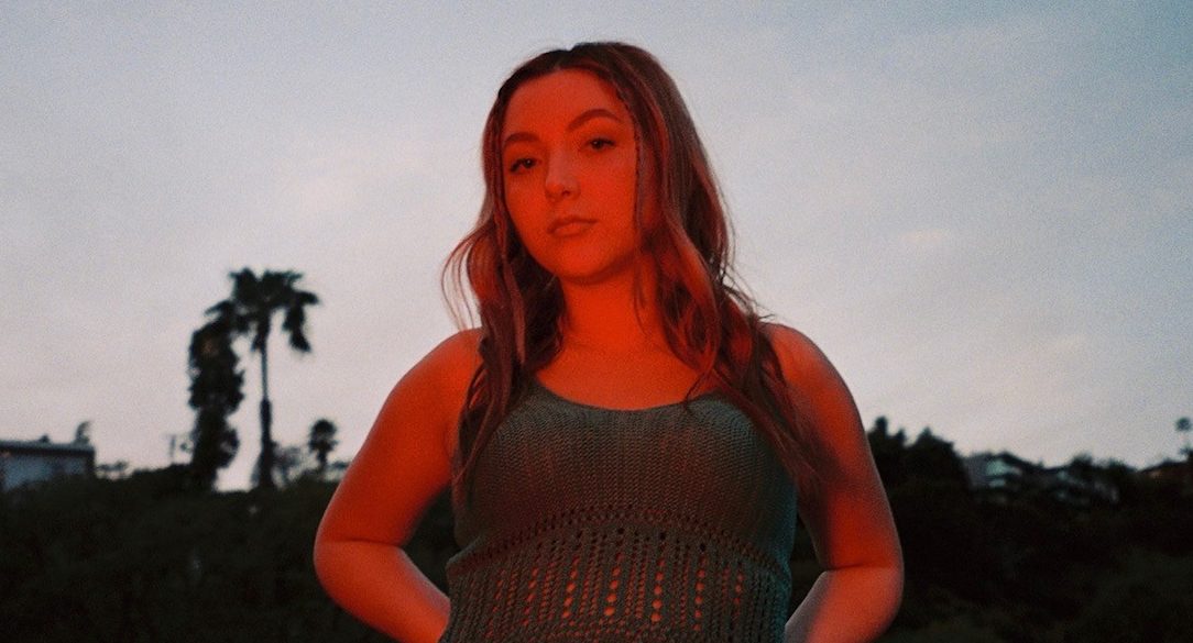 Introducing: Sadie Fine - Grow Up - Lefuturewave