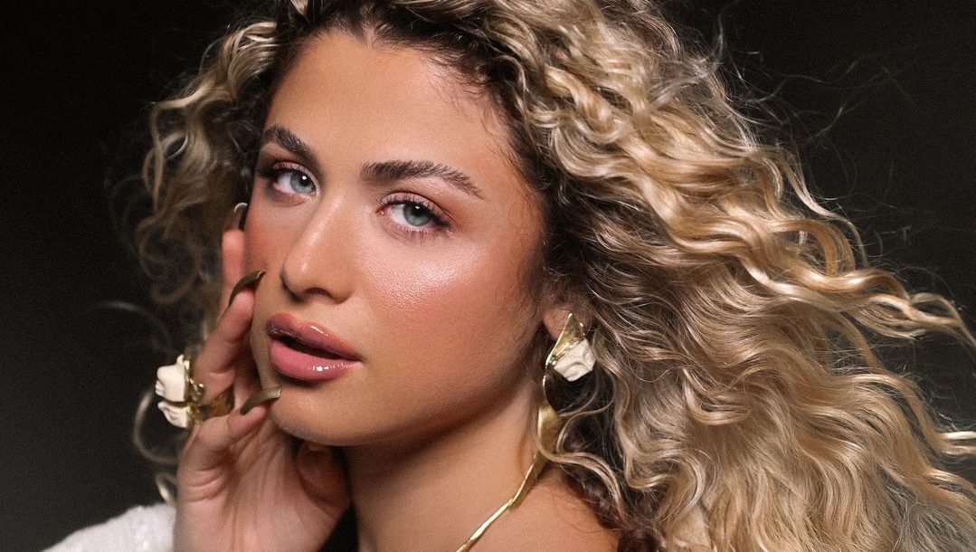 Antigoni - Lie Lie - Lefuturewave