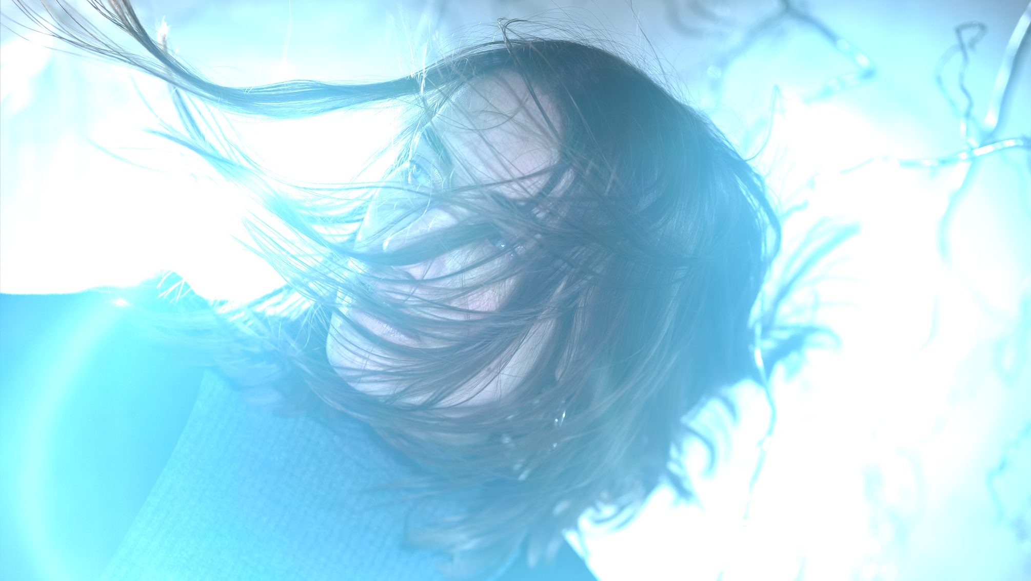 Liza Dries - Underwater - Lefuturewave