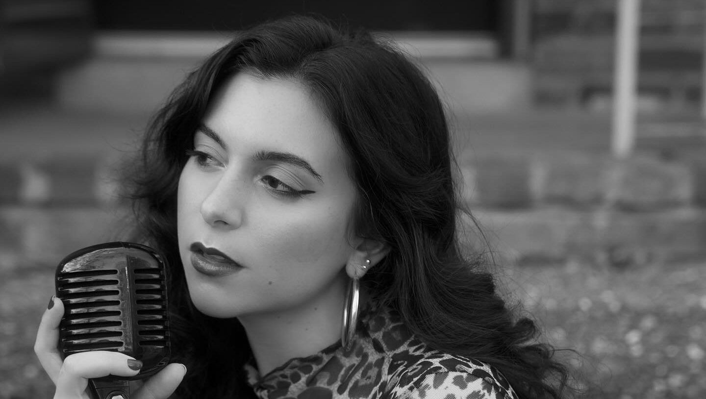Sarah Manzo - Never Really Goodbye - Lefuturewave