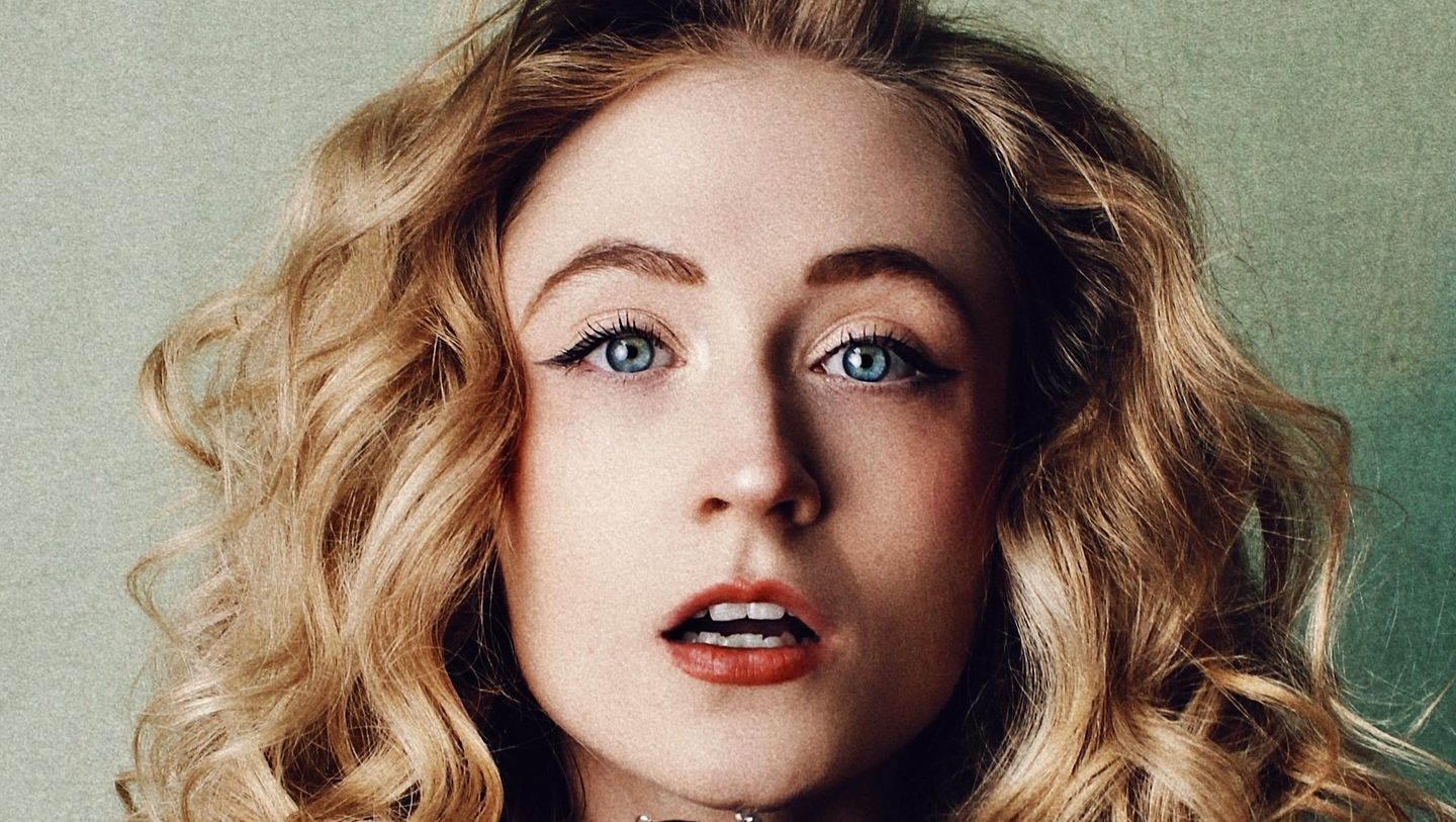 Janet Devlin - Candy - Lefuturewave